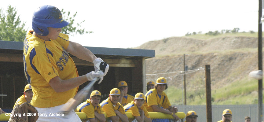 Stanfield sophomore starting pitcher Quin Grogan helped himself by ...