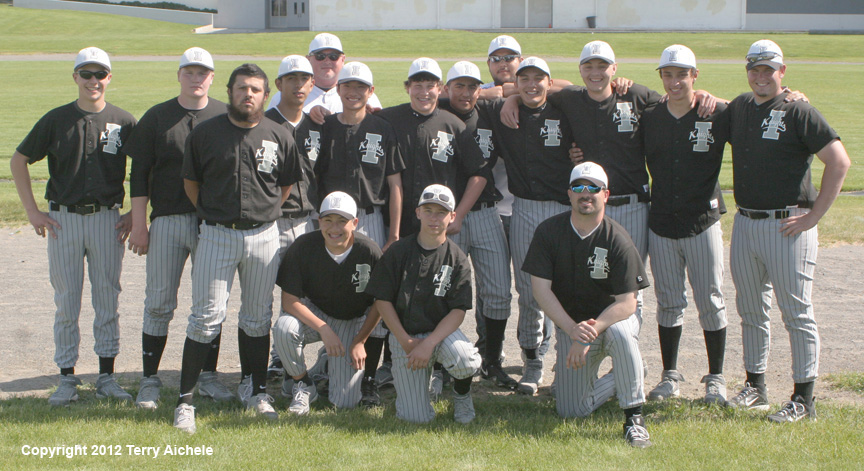 The Irrigon Knights baseball team gathered for group photo following ...