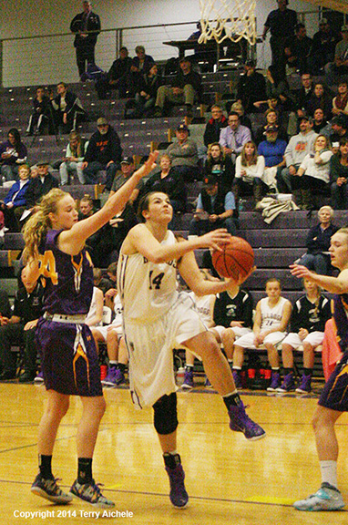 Hermiston's Maddy Juul drives to the basket.LEFT [img_4034] - RIGHT ...