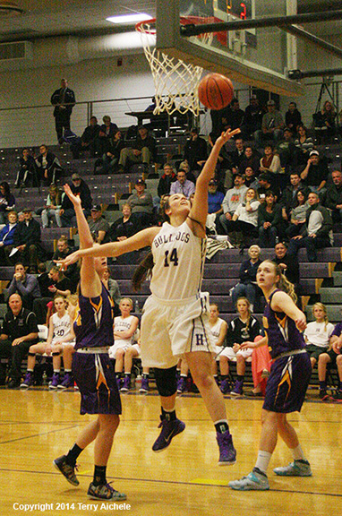Hermiston's Maddy Juul drives to the basket.LEFT [img_4034] - RIGHT ...
